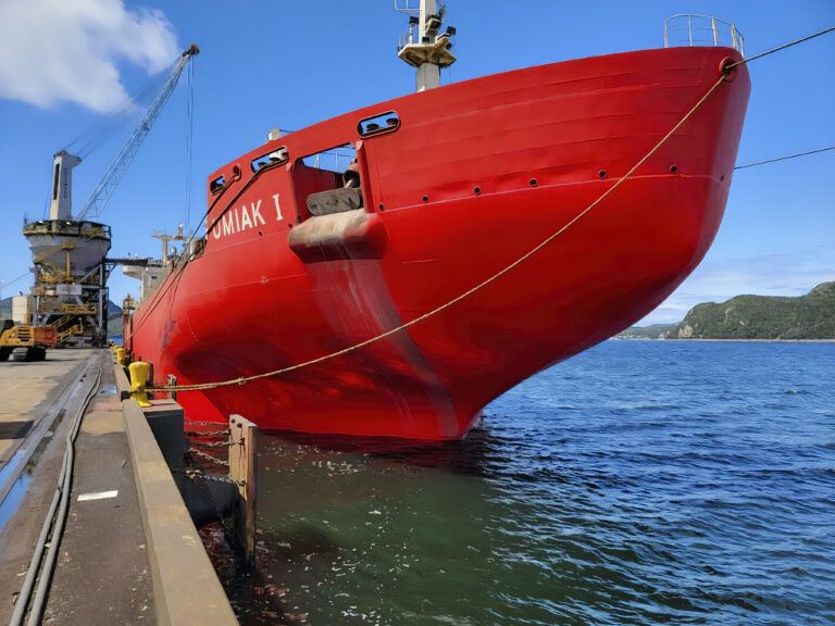 Fednav’s Umiak I Ecospeed Ice coating in great shape after two years ...